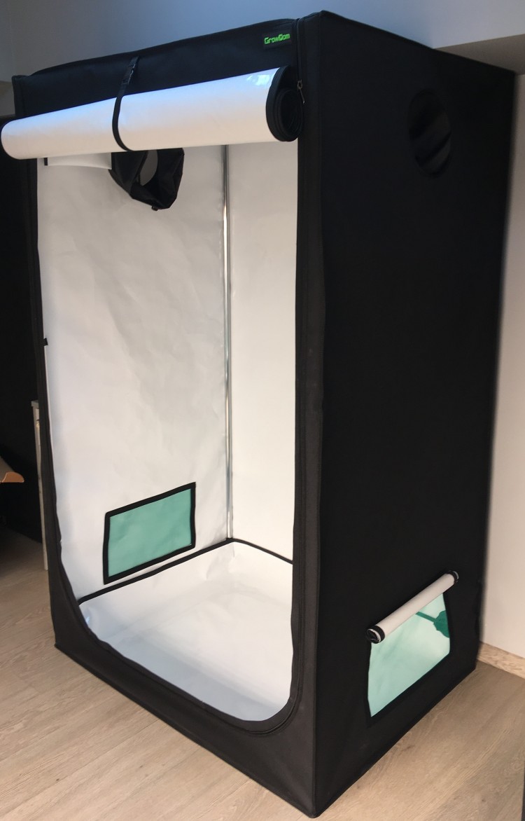 GrowDom : Гроутент White Pro 110x110x190 см LED Version